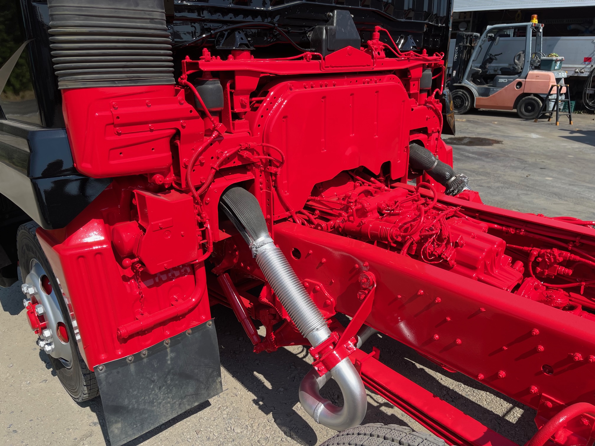 三菱ふそうスーパーグレート★4軸シャシ ★V8 ★25Tフルサイズ ★ハイルーフ 中古トラック | 中古トラック販売、中古トラック買取 ミユーキ